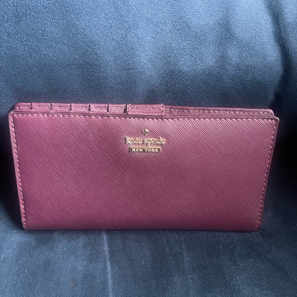 kate spade | Bags | Kate Spade Euc Cameron Street Large Stacy Wallet ...